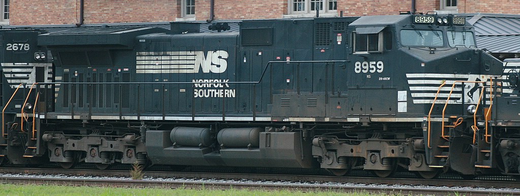 NS 8959